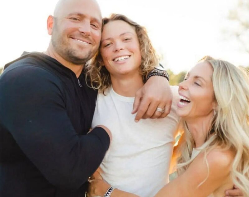 Behind the Scenes with Leslee Holliday: A Life of Faith, Family, and ...